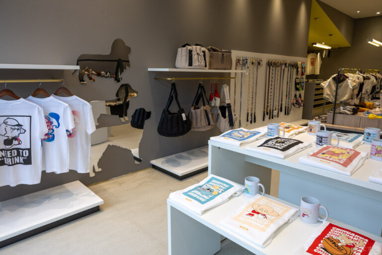 「HOT DOG TOWN Ariake」カフェ・ショップ・屋内ドッグランなど、ワンダフルな新スポットが有明に誕生！ | とよすと - 毎日更新！豊洲エリアの今がわかる地域情報サイト